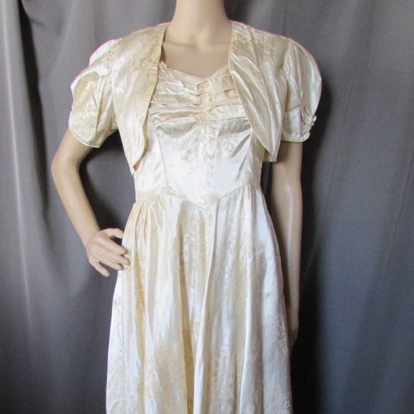 Dresses | Sale 194 Era Vintage Wedding Gown Bolero Candlelight Flocked ...